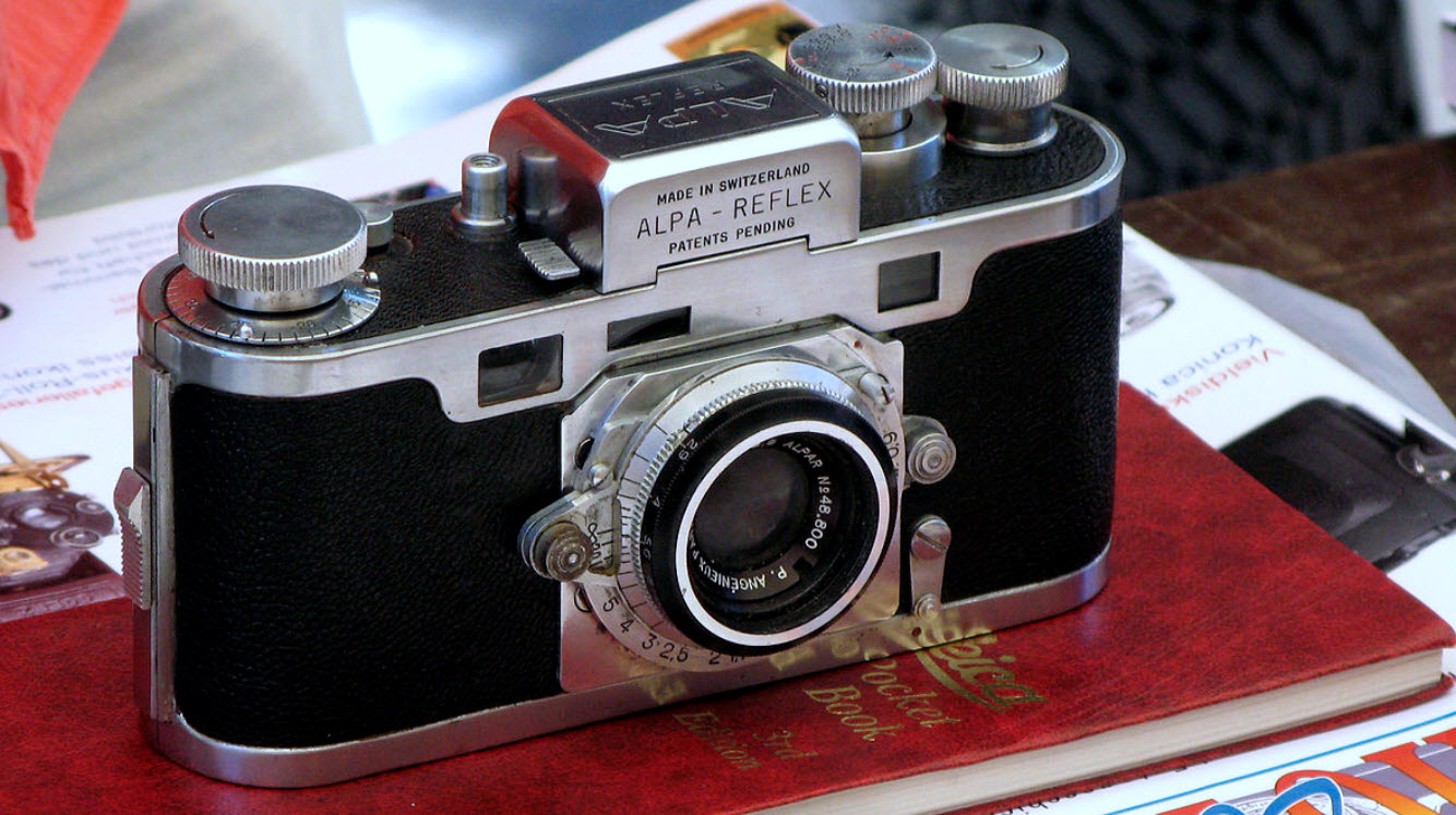 Alpa - EXAKTA PREMIUM CAMERA GUIDE